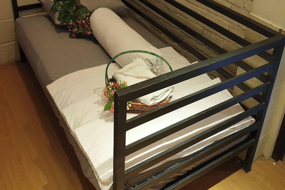 Quarto solteiro | 1 quarto, escrivaninha, Wi-Fi de cortesia, roupa de cama