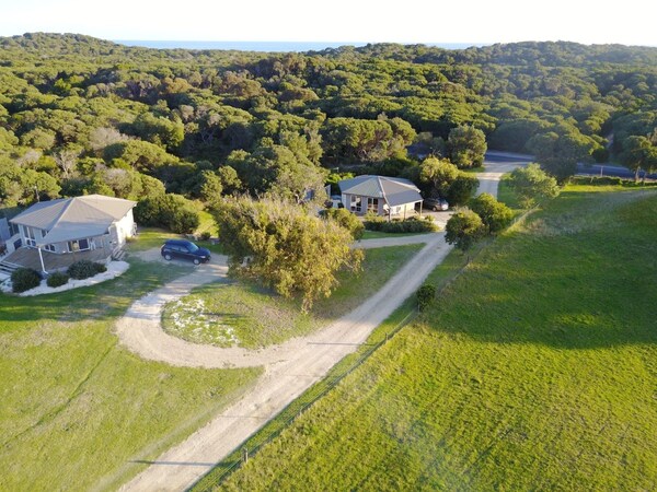 Driftwood Villas - Sandy Point, Australia