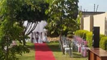 Espaço exterior para casamentos