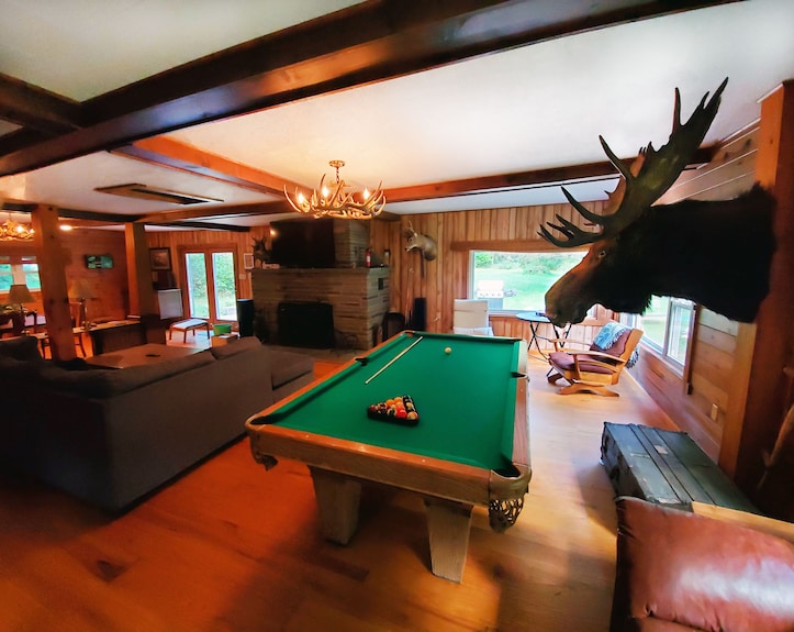 Gorgeous Waterfront Cabin, Stunning Nature Setting Near Psu - Rothrock State Forest, Spruce Creek