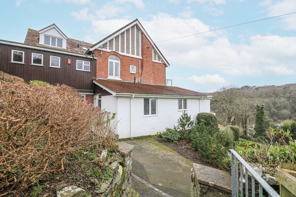 1 Hazeldene - Salcombe