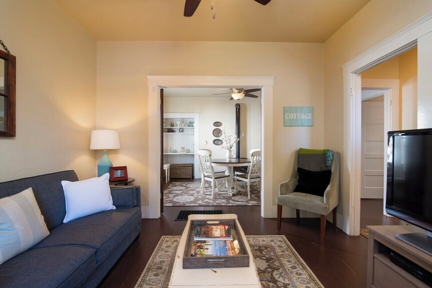 Propiedad Histórica De Morro Bay, 3 Cabañas Y Ubicación Inmejorable En El Centro - Morro Bay, CA