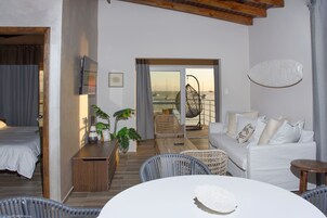 UNIT 8 | Área de estar | Smart TV, Netflix, serviços de streaming