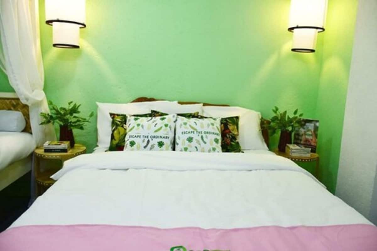 Suíte, sacada | 1 quarto, escrivaninha, Wi-Fi de cortesia, roupa de cama