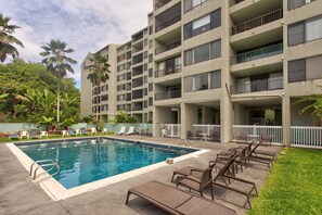 Apartamento em Condomínio Fechado, 2 quartos | Piscina