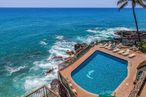 Apartamento em Condomínio Fechado, 3 quartos | Piscina