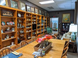 Café da manhã com pratos da culinária local grátis todos os dias