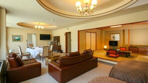 Suite Japanese-Western-Style Twin Room - Indoor Bath - Non-Smoking | Roupa de cama