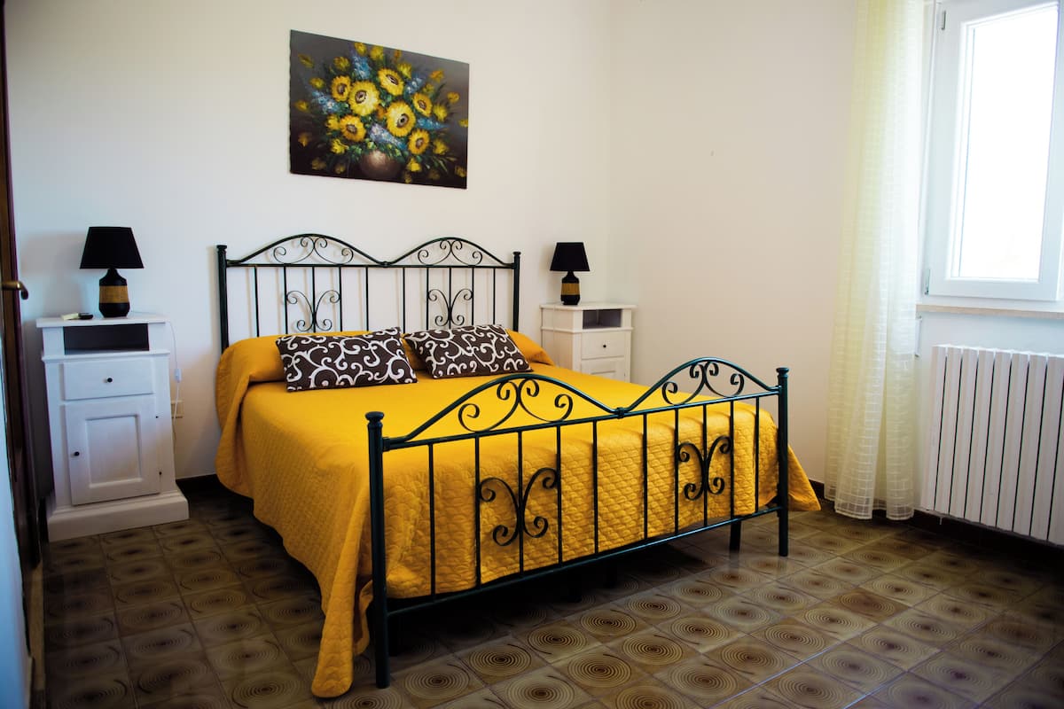 Quartos insonorizados, acesso para cadeira de rodas