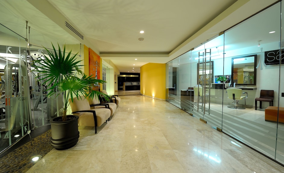 Increíble áTico De 2 Dormitorios Y 2 Bd En Casa Dorada Medano Beach - Cabo San Lucas