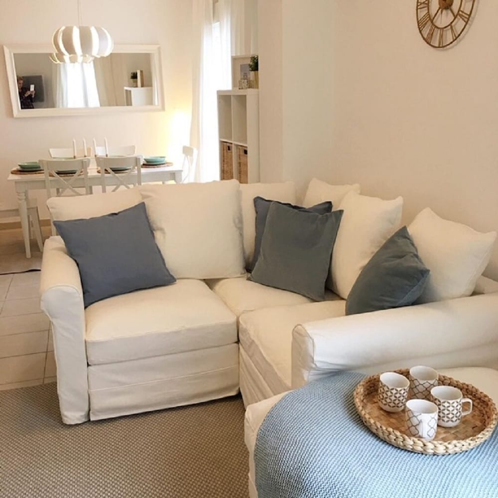 Mojacar Pueblo Apartment.  Newly Furnished. Aircon, Wifi And Movies! - Mojácar