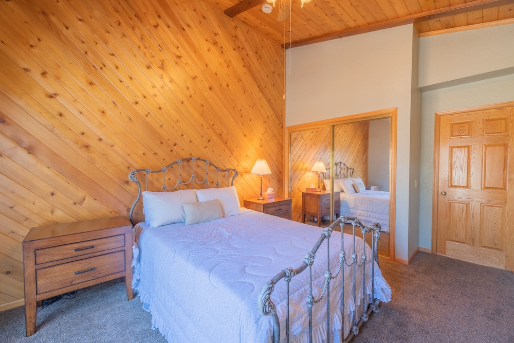 Valley View,6 Bedrooms,spa,walk 2 Village, A/c - Big Bear Lake, CA