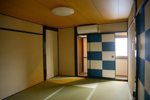 1 quarto, secretária, Wi-fi grátis, roupa de cama fornecida 