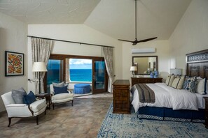 8 quartos, roupa de cama fornecida