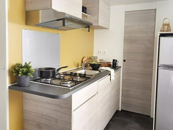 Camping Beau Rivage **** - Mobil Home Loisir 4 Rooms 6 People - Mèze