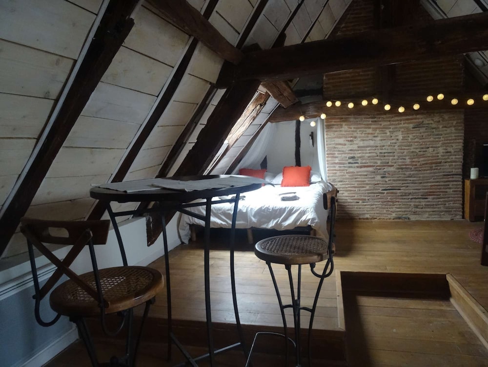 Charming Studio "Le Colombier" - Habitation Saint-clar Historic Center - Wifi / Netflix - Bergerac