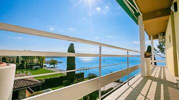 Apartamento Familiar, 2 quartos, 2 casas de banho (Casa Bel Tramonto - Lakeview Apt +) | Vista para o lago