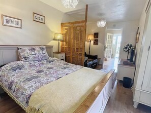 Estúdio | 1 quarto, ferro/tábua de engomar, Wi-fi grátis, roupa de cama fornecida 