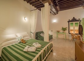 Apartamento, 1 quarto, sacada | 1 quarto, roupas de cama de algodão egípcio, roupas de cama premium