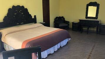 Quarto triplo standard, 1 cama King