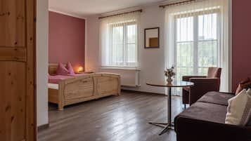 Quarto Duplo, vista para o jardim | Roupa hipoalergénica, Wi-fi grátis, roupa de cama fornecida