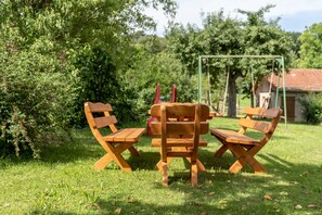 Área de recreio para crianças (ao ar livre)
