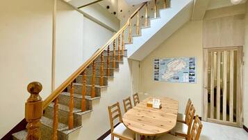 Área de estar no saguão