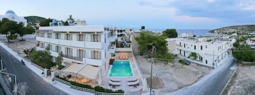 Piscina externa sazonal