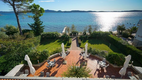 Quarto Duplo, varanda, vista para o mar | Vista para a praia ou o mar