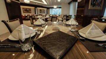 Café da manhã com buffet todos os dias (JOD 7 por pessoa)