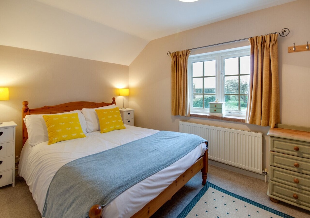 The Drift - Three Bedroom House, Sleeps 5 - Holt