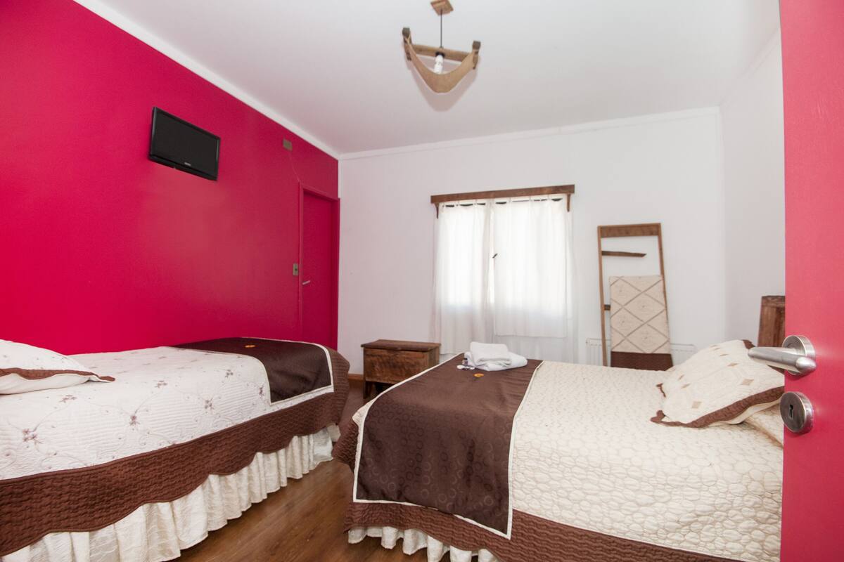 Quarto Duplo ou Twin Básico | Wi-fi grátis
