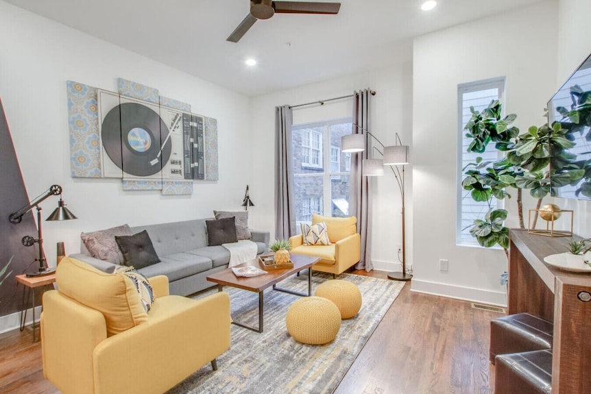 Hillsboro Retreat | Luxe Comfort + Private Terrace - Nashville, TN