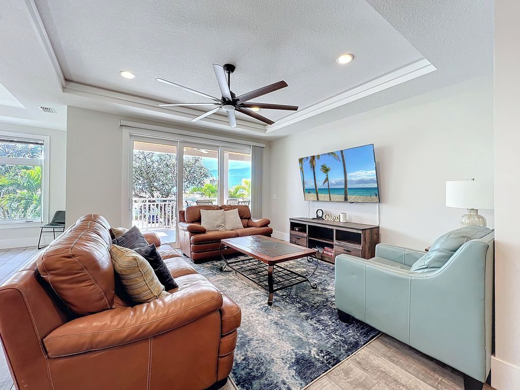 King Beds-no Bunks, Roku Tv In Bedrooms, Private Beach Access & Pool - Siesta Key, FL