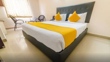 Quarto júnior | Wi-Fi de cortesia, roupa de cama