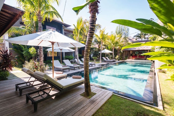Luxury 12 Bedroom Villa With Private Pool, Bali Villa 2081 - Bali