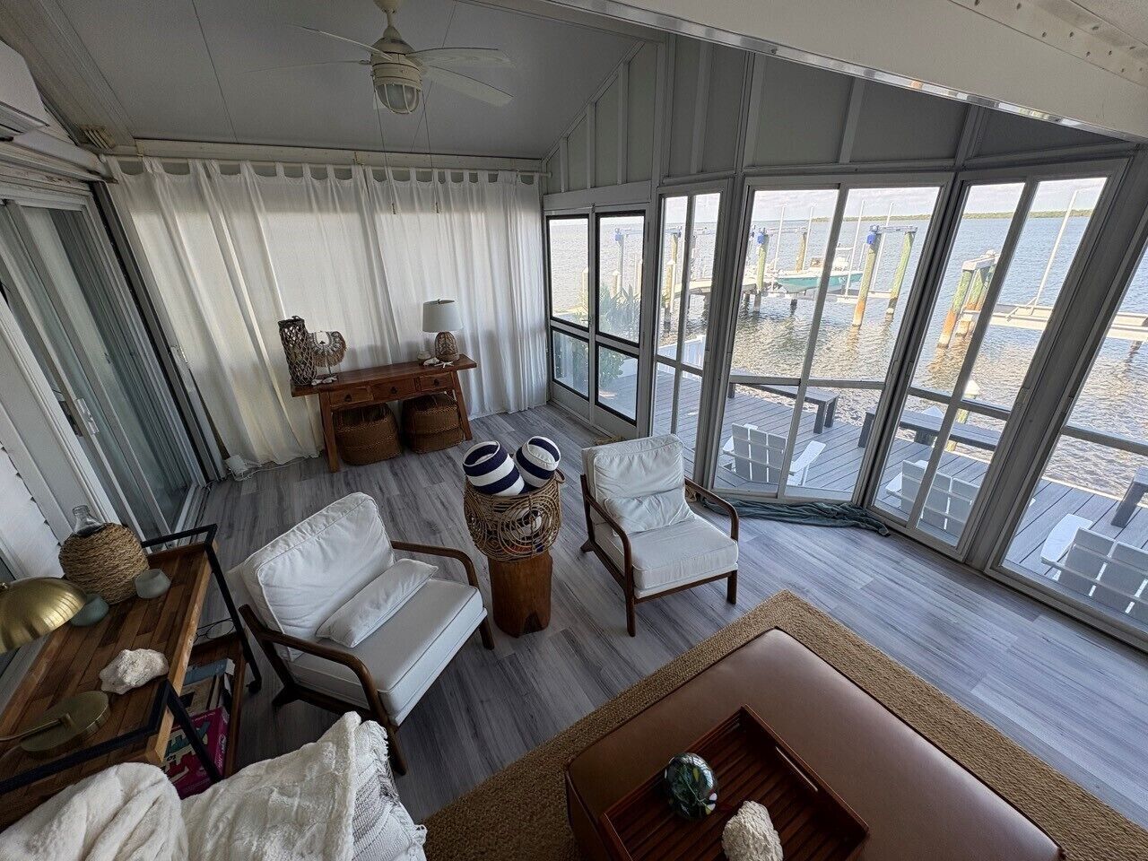 Belle Chambre D'inspiration Balinaise 3 Chambres, 2 Salles De Bain Sur La Baie En Eau Libre. - Key Largo