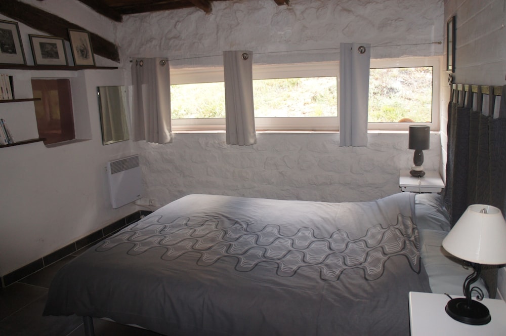Gite De Charme Avec Piscine Dans Un Mas Provençal 4* En Drôme Provençale 4 Pers - Nyons