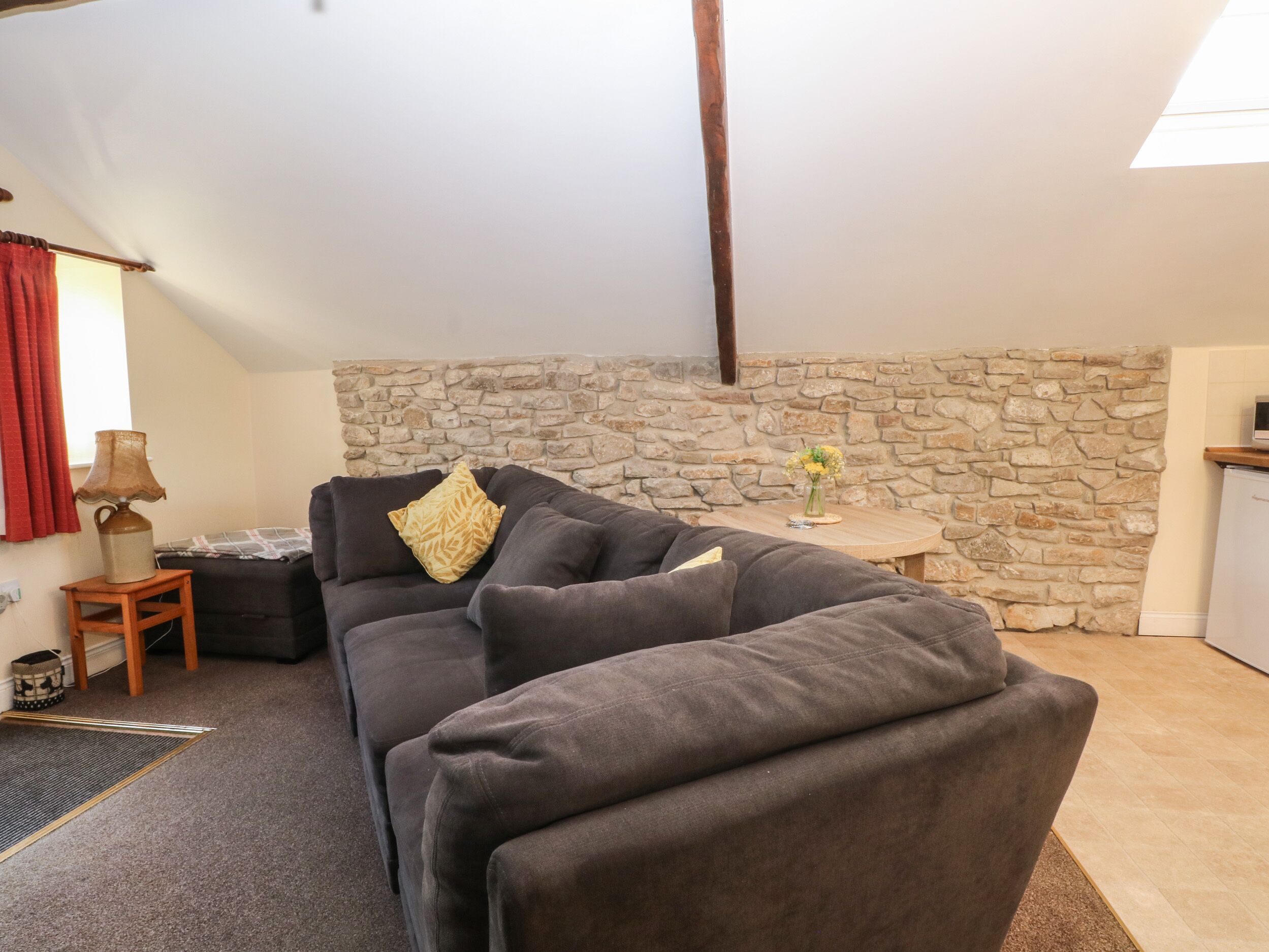 The Loft, Pet Friendly, Character Holiday Cottage In Buxton - Derbyshire