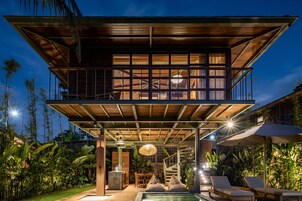 Treehouse D with private pool | Sala de estar | Base para leitor de MP3
