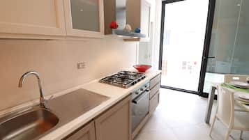 Casa, 2 quartos, varanda, Vista para a cidade | Interior