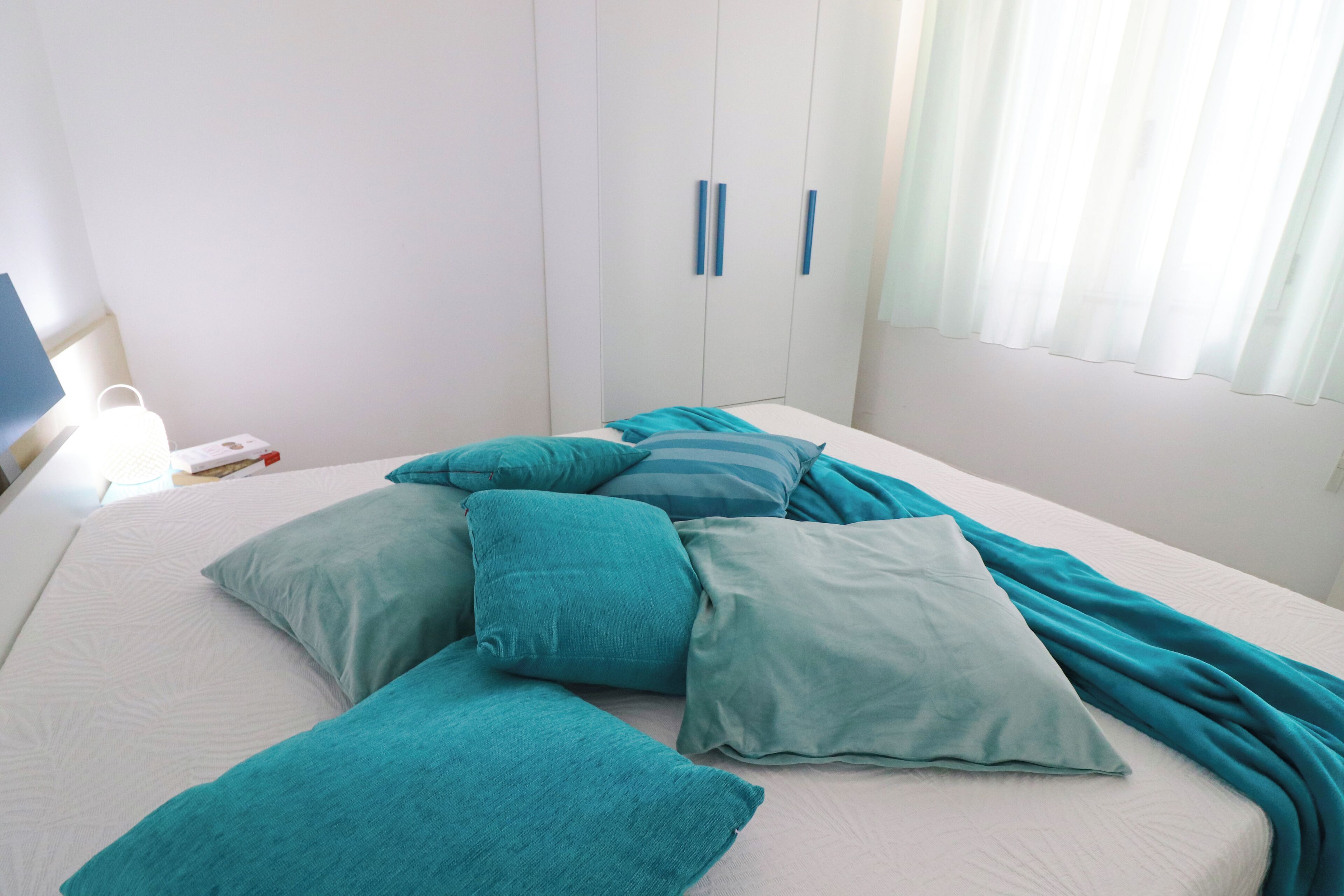 Apartamento, 1 quarto, sacada, vista para a cidade | 2 quartos, ferros/tábuas de passar roupa