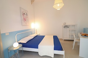 Casa, 1 quarto, terraço, vista para a cidade | 2 quartos, ferros/tábuas de passar roupa
