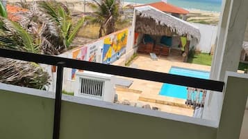 Apartamento superior, 1 quarto, sacada, vista para o mar | Terraço/pátio
