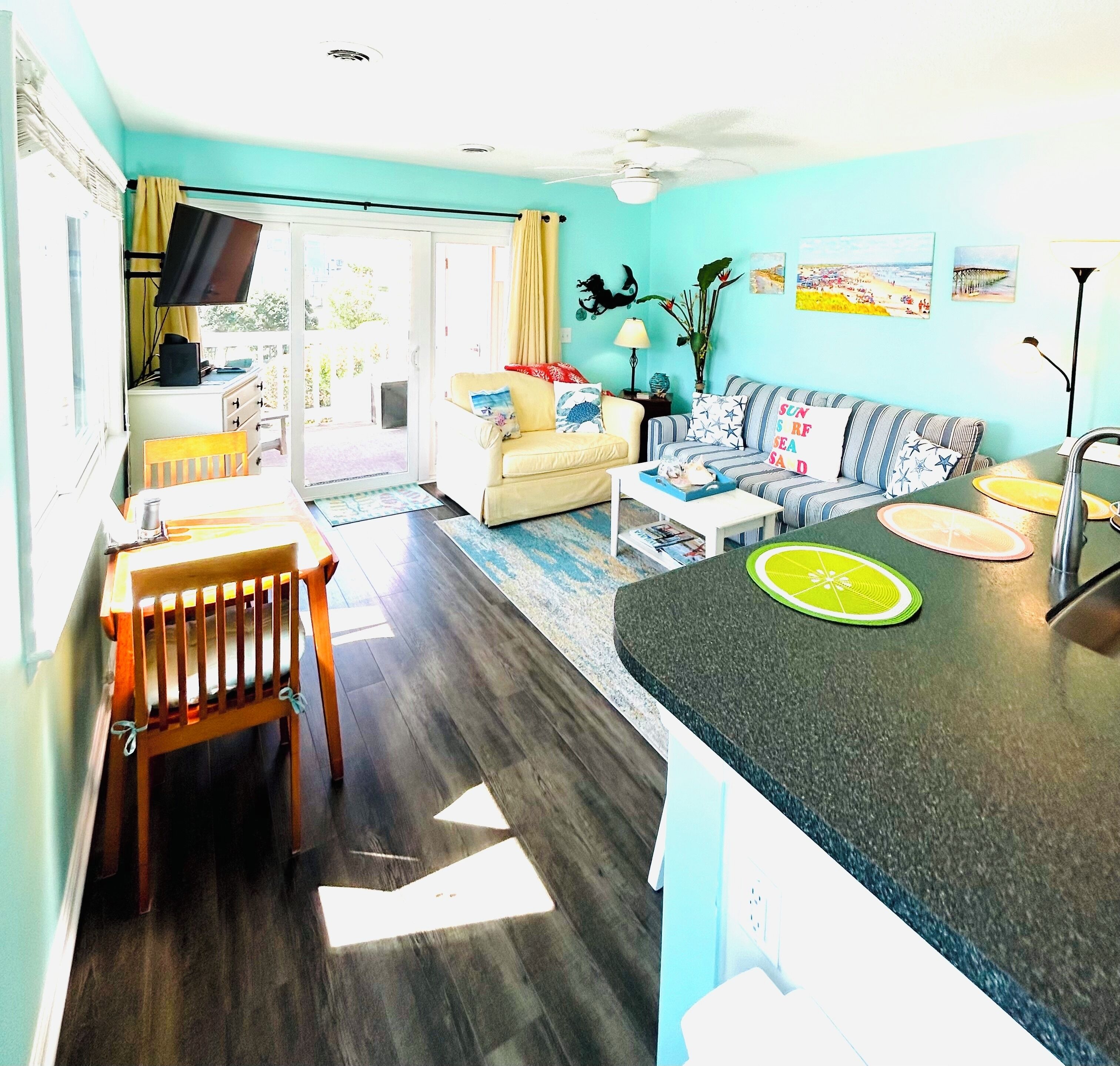 Bright End Unit, Ocean Views, 1st Floor,  Pool, Large Beach, Direct Access !!! - 紹斯波特