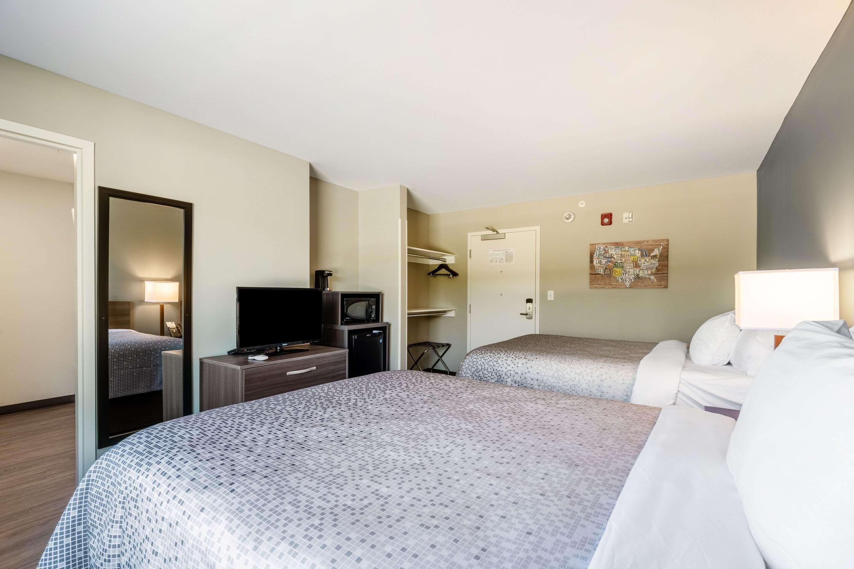 Camas de colchão pillowtop, Wi-fi grátis, roupa de cama fornecida 