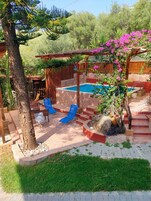 Quarto, 2 quartos, fumadores, vista para o jardim | Terrenos do alojamento