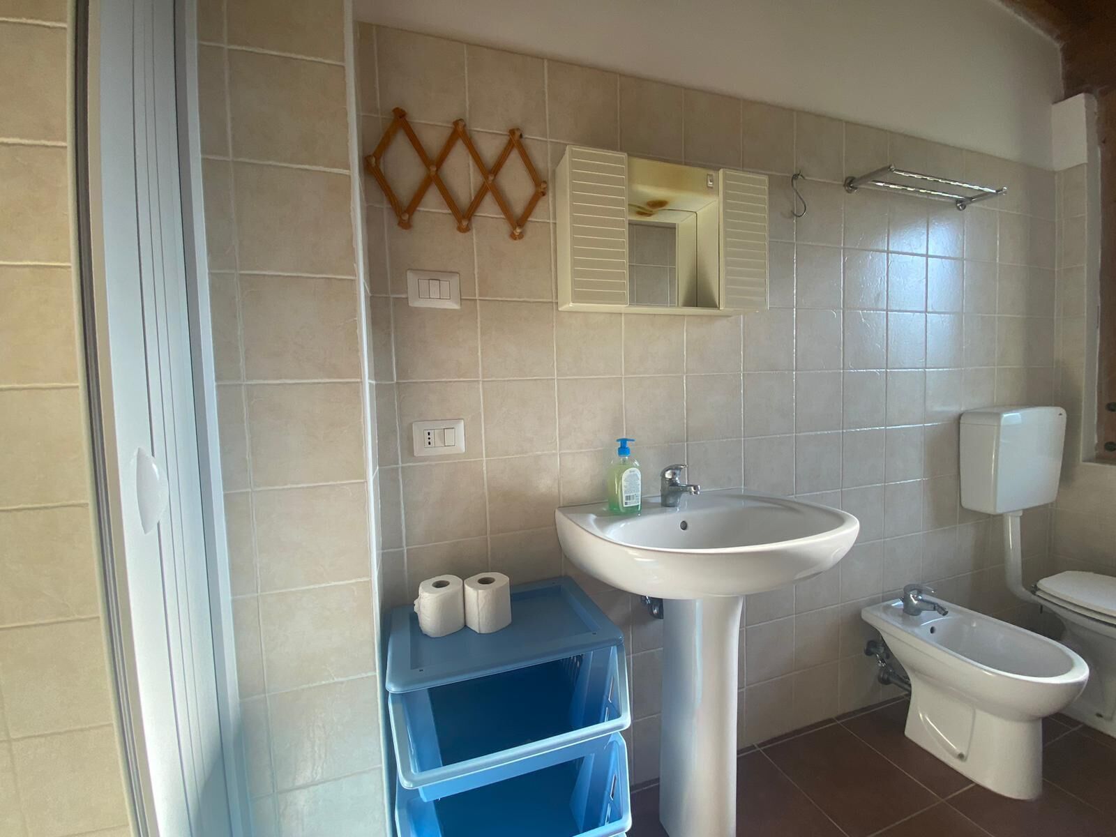 Quarto, 2 quartos, fumadores, vista para o jardim | Casa de banho | Um bidé 