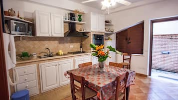 Apartamento, 2 quartos, terraço | Interior