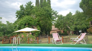 Apartamento, 1 quarto, pátio, vista para o jardim | Piscina | Piscina exterior